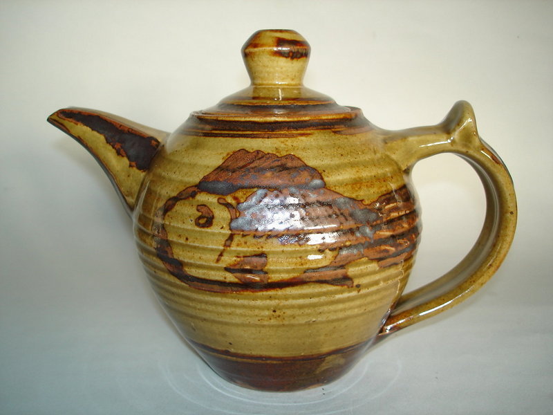 69A INTANDANE > #0013 Studio Pottery Ara Cardew Teapot - Late 20th ...